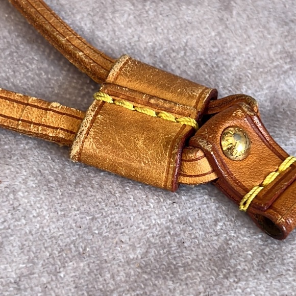 Louis Vuitton | Accessories | Authentic Louis Vuitton Neverfull Cinch ...
